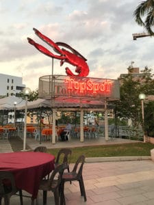 THE BEST FOOD IN KUCHING / MALAYSIA - FRUGAL FEMALE ABROAD